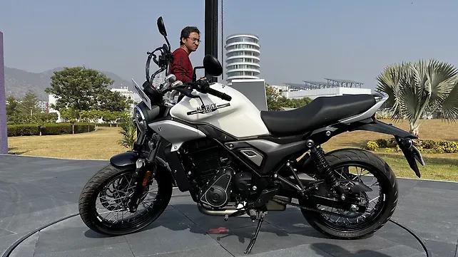 Hero Mavrick 440 360 view - BikeWale