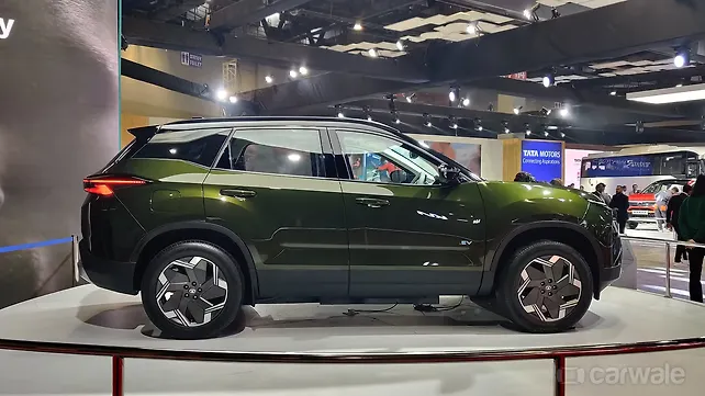 Tata Harrier EV showcased at Bharat Mobility Expo - CarWale