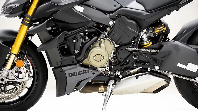 Ducati Streetfighter V4 [2024] 360 view - BikeWale