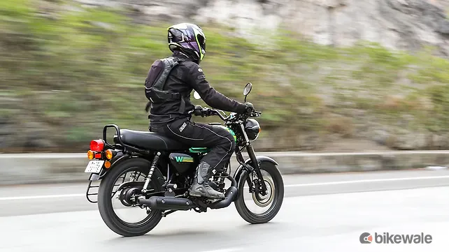 Kawasaki W175 Street: Road Test Review - BikeWale
