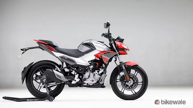 Hero Xtreme 125R Price - Mileage, Images, Colours | BikeWale