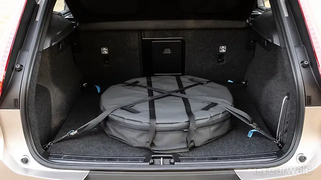 Volvo XC40 Recharge Single First Drive Review - CarWale