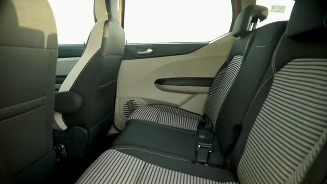 2024 Renault Triber: 7 seats, 100+ Seating Combinations - and more ...