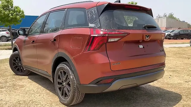 Mahindra XUV700 Blaze Edition: Top 5 highlights - CarWale