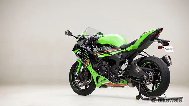 Kawasaki Ninja ZX-6R Price - Mileage, Images, Colours | BikeWale
