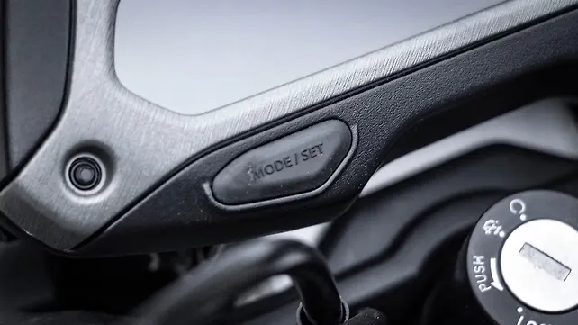 Bajaj Freedom 360 view - BikeWale