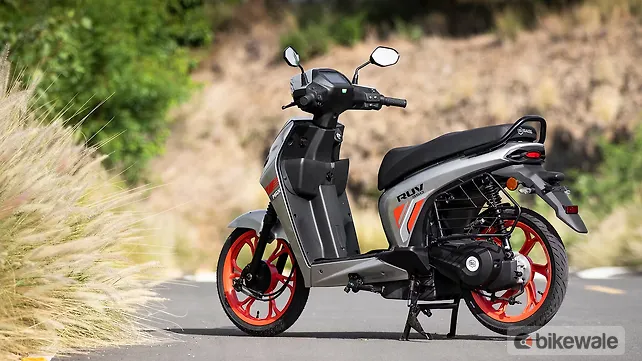 BGauss BG RUV 350 Price - Range, Images, Colours | BikeWale