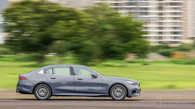 BMW 5 Series Price - Images, Colours & Reviews - CarWale