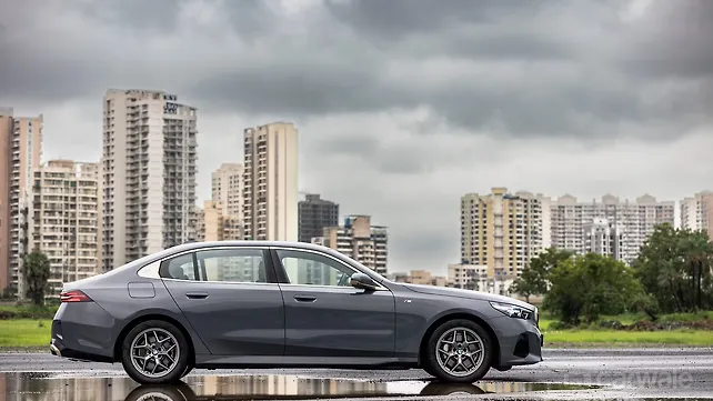 BMW 5 Series 530Li First Drive Review - CarWale
