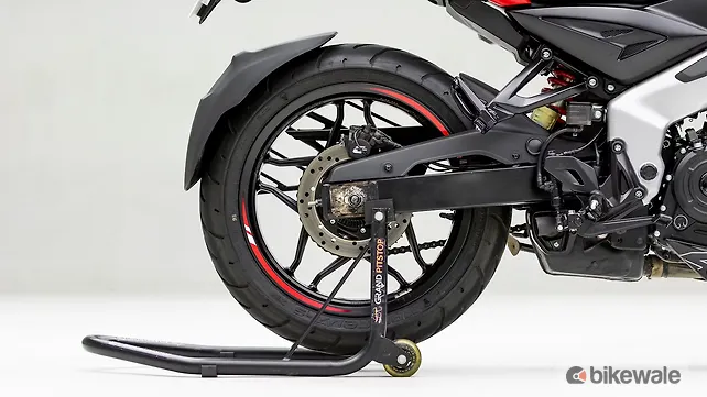 Bajaj Pulsar NS400 Z: Roadtest Review - BikeWale