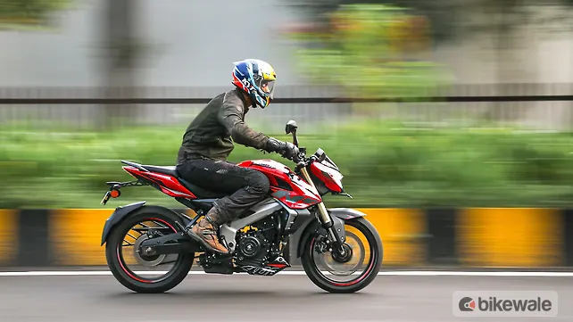 Bajaj Pulsar NS400 Z: Roadtest Review - BikeWale