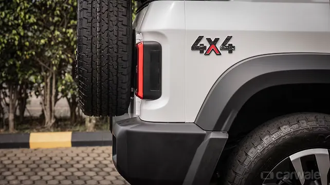 Mahindra Thar Roxx 4x4 technical specifications detailed - CarWale