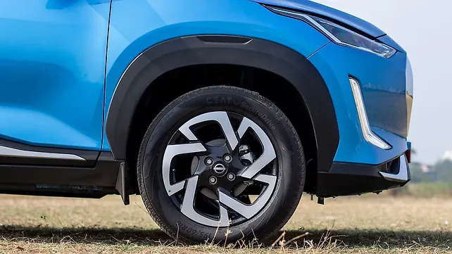 Nissan Magnite Price - Images, Colours & Reviews - CarWale