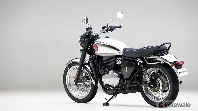 BSA Gold Star 650 Price - Mileage, Images, Colours | BikeWale
