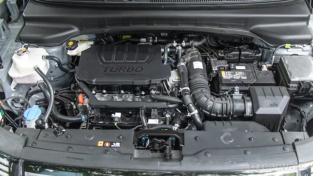 2024 Hyundai Alcazar Petrol DCT First Drive Review - CarWale