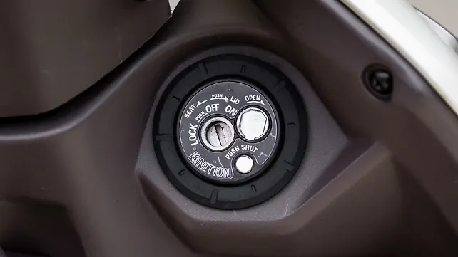 Suzuki Access 125 360 view - BikeWale