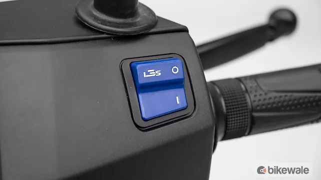 Hero Xoom 110 Price - Mileage, Images, Colours | BikeWale