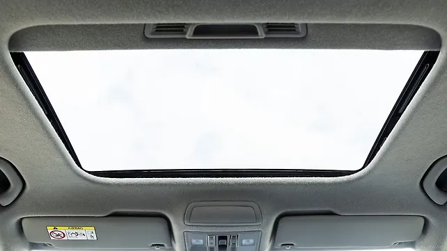 Volkswagen Taigun Price - Images, Colours & Reviews - CarWale