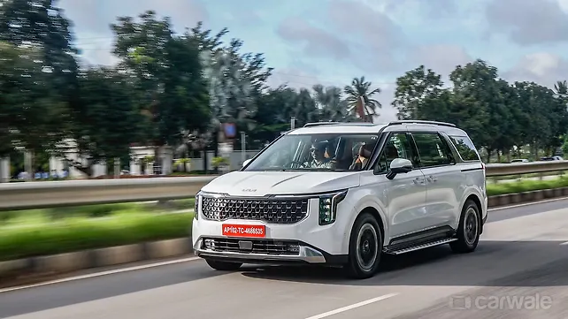 Carnival Limousine Plus on road Price | Kia Carnival Limousine Plus ...