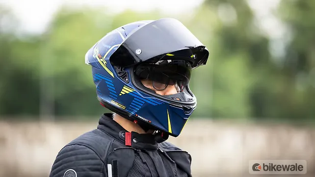 KYT R2R Pro Helmet Review - BikeWale