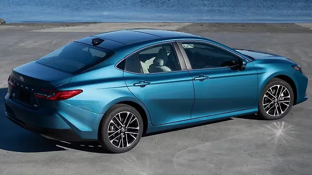 Next-generation Toyota Camry India launch on 11 December - CarWale