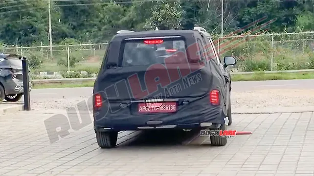 Kia Syros spotted testing yet again: What to expect? - CarWale