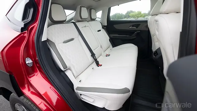 Mahindra XEV 9e First Drive Review - CarWale