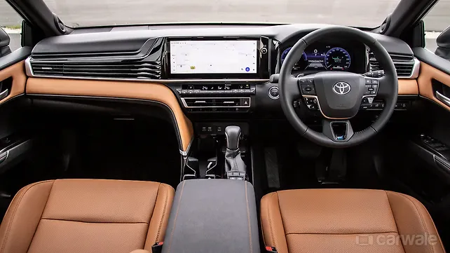 New Toyota Camry First Drive Review - CarWale