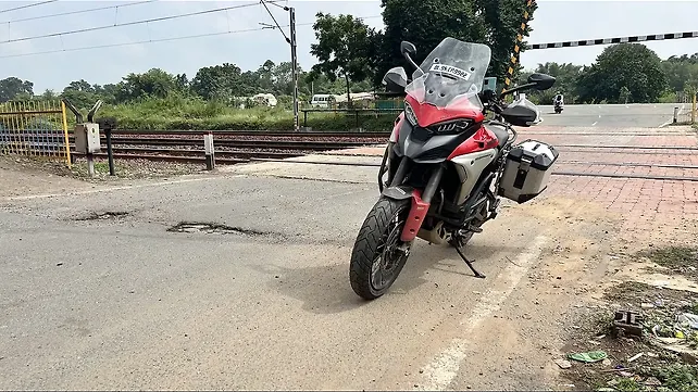 Coast to Coast: Kolkata to Mumbai on the Ducati Multistrada V4 Rally ...