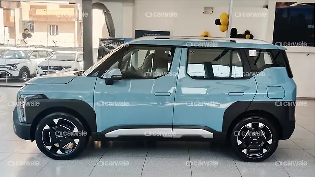 Kia Syros reaches dealers ahead of launch - CarWale