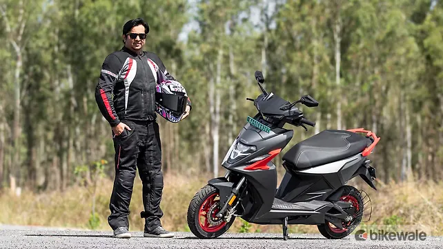 2025 Simple One electric scooter: First Ride Review - BikeWale