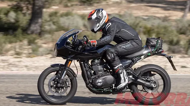 Upcoming Triumph Thruxton 400 spotted testing! - BikeWale