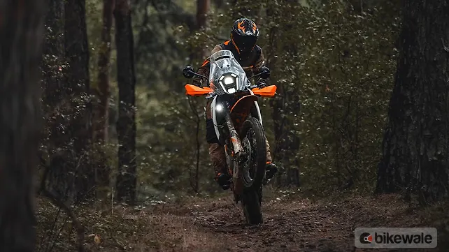 KTM 390 Adventure R Launched in India at Rs. 3.78 Lakh - BikeWale