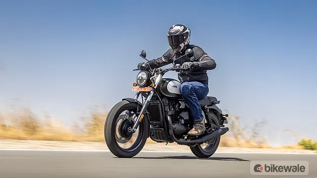 Jawa 42 FJ: Track Ride Review - BikeWale