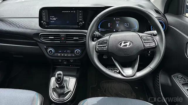 Maruti Fronx AMT vs Hyundai Exter AMT: Space, Features, Mileage ...