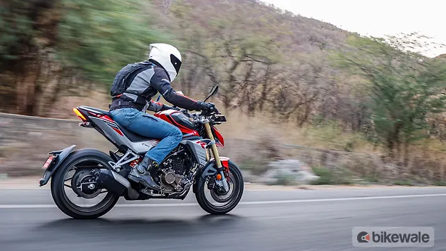Hero Xtreme 250R Price - Mileage, Images, Colours | BikeWale