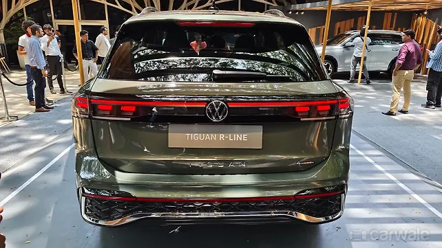 Volkswagen Tiguan R-Line launched: Now in Pictures - CarWale