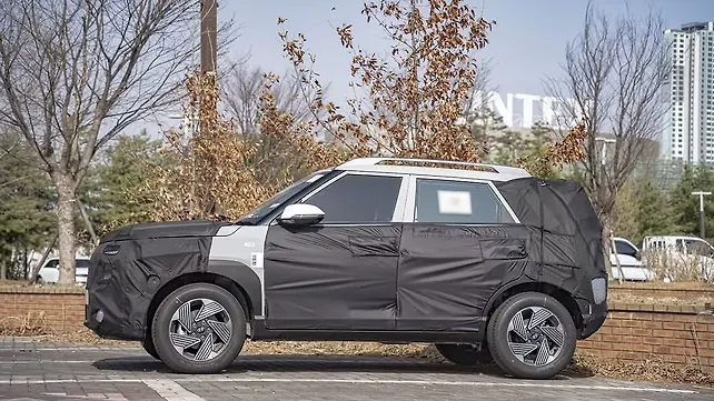 New-gen Hyundai Venue Spotted Testing Again: What’s New? - CarWale