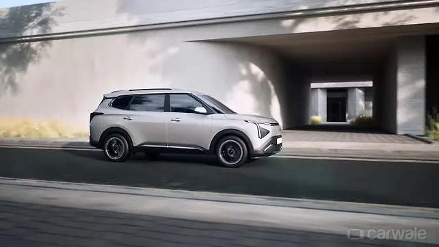 New Kia Carens Clavis: Variants Explained - CarWale