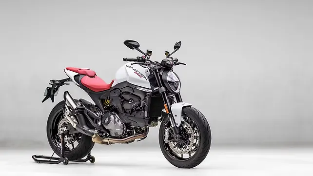 Ducati Monster 360 view - BikeWale