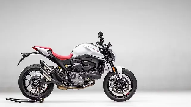 Ducati Monster 360 view - BikeWale