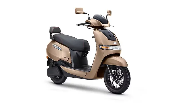 TVS iQube 360 view - BikeWale