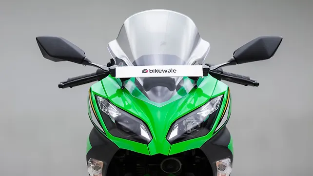 Kawasaki Ninja 300 [2025] 360 view - BikeWale