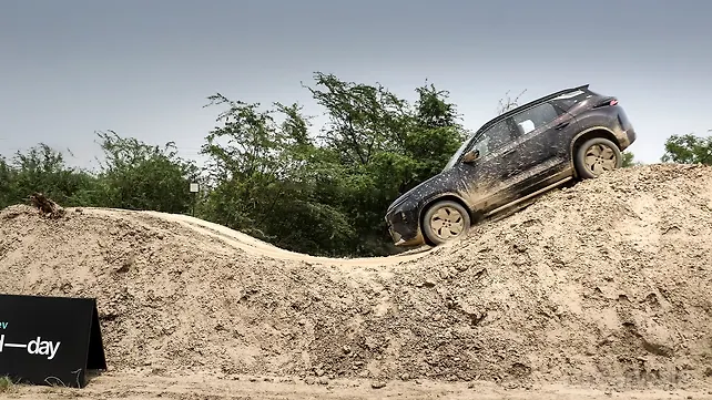 Tata Harrier EV Off-road Experience: Now in Pictures - CarWale