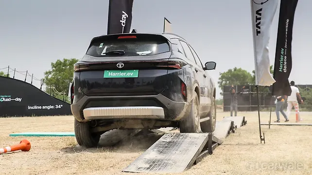 Tata Harrier EV Off-road Experience: Now in Pictures - CarWale