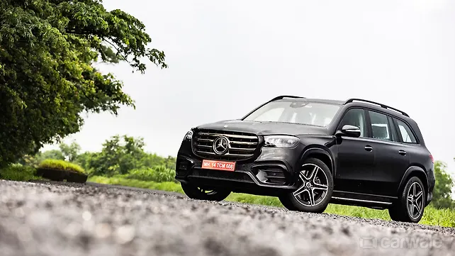 GLS 450d 4MATIC AMG Line on road Price | Mercedes-Benz GLS 450d 4MATIC ...