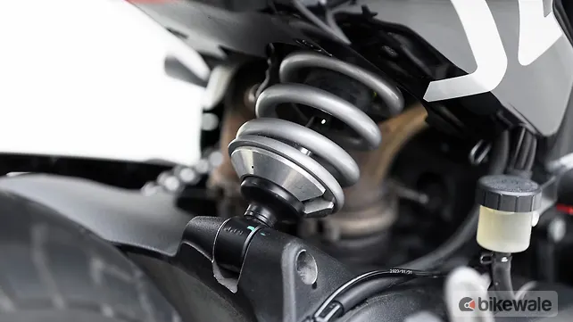 Ducati Scrambler Icon 360 view - BikeWale