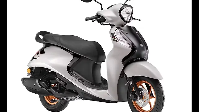 2025 Yamaha Fascino 125 Fi Hybrid Launched at Rs. 80,750 - BikeWale