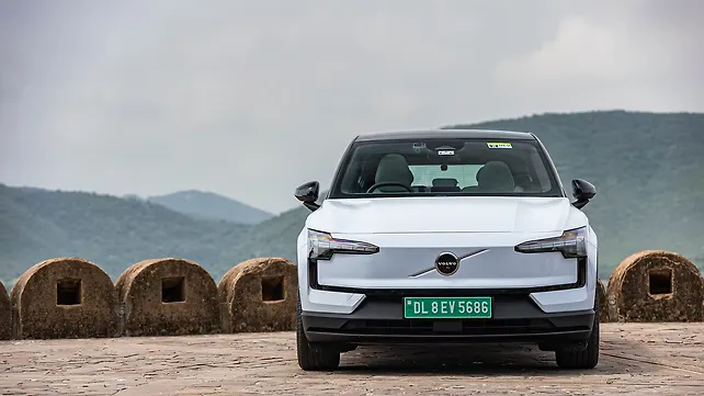 Volvo EX30 India Drive Review | CarTrade