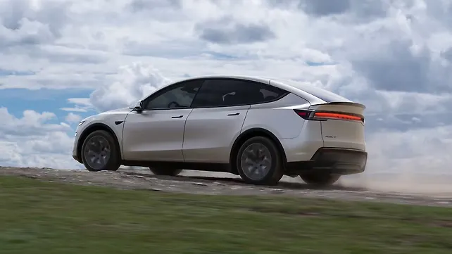 Tesla Model Y L launched in China: 6-Seat Exclusive! - CarWale